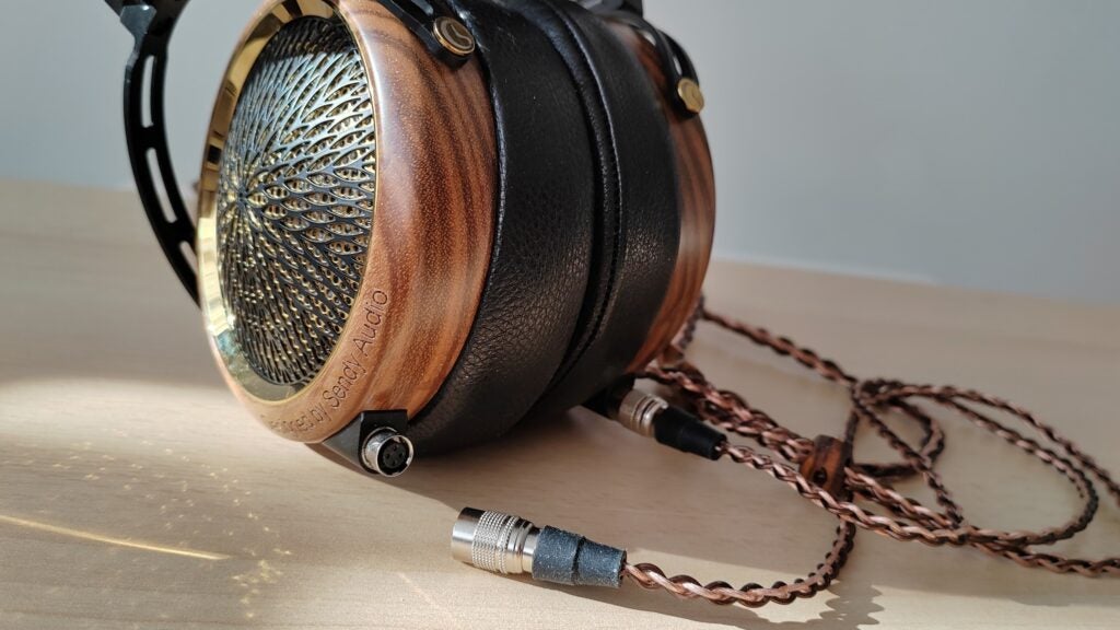 Reseña de Sendy Audio Peacock - ThemeLocal: consejos de blog que ...